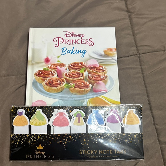 Disney | Office | Disney Princess Baking Book With Sticky Note Tabs ...